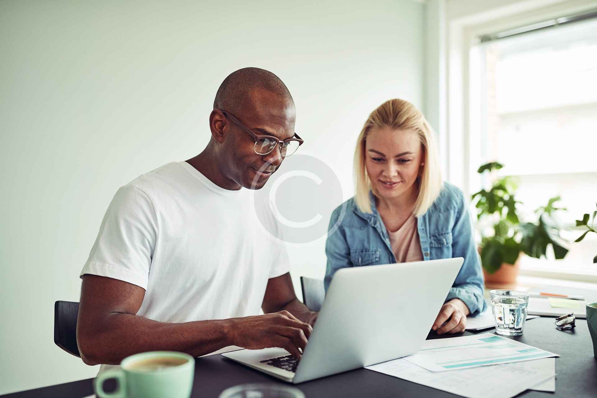 Creating stylish designs with the best team - Solusoft Corp.